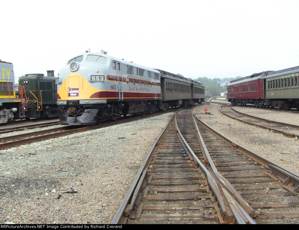 Lackawanna Railroad 663 on the Scranton Limited